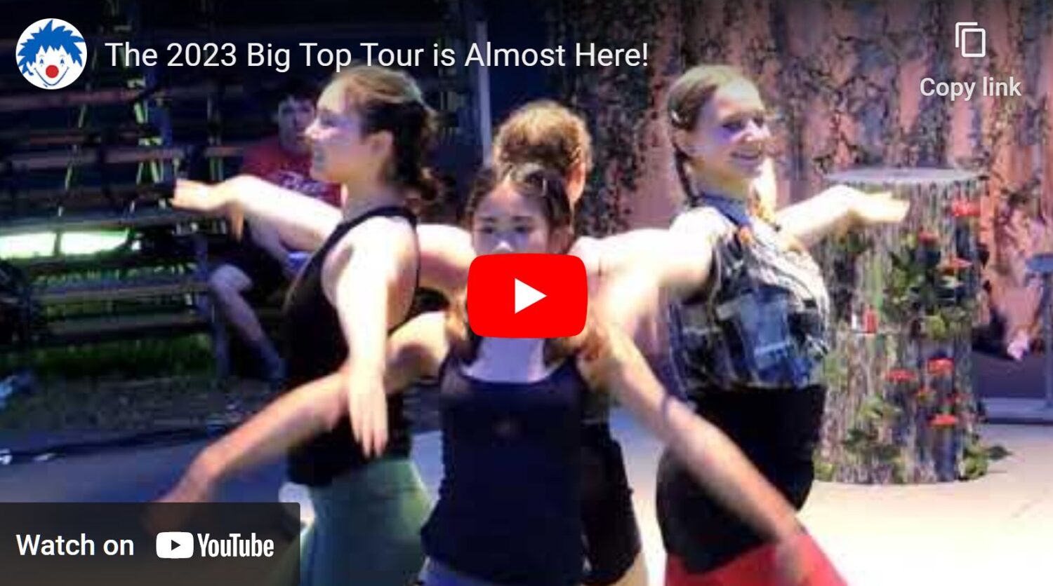 Circus Smirkus Names Stephanie Abrams as 2023 Big Top Tour Show ...